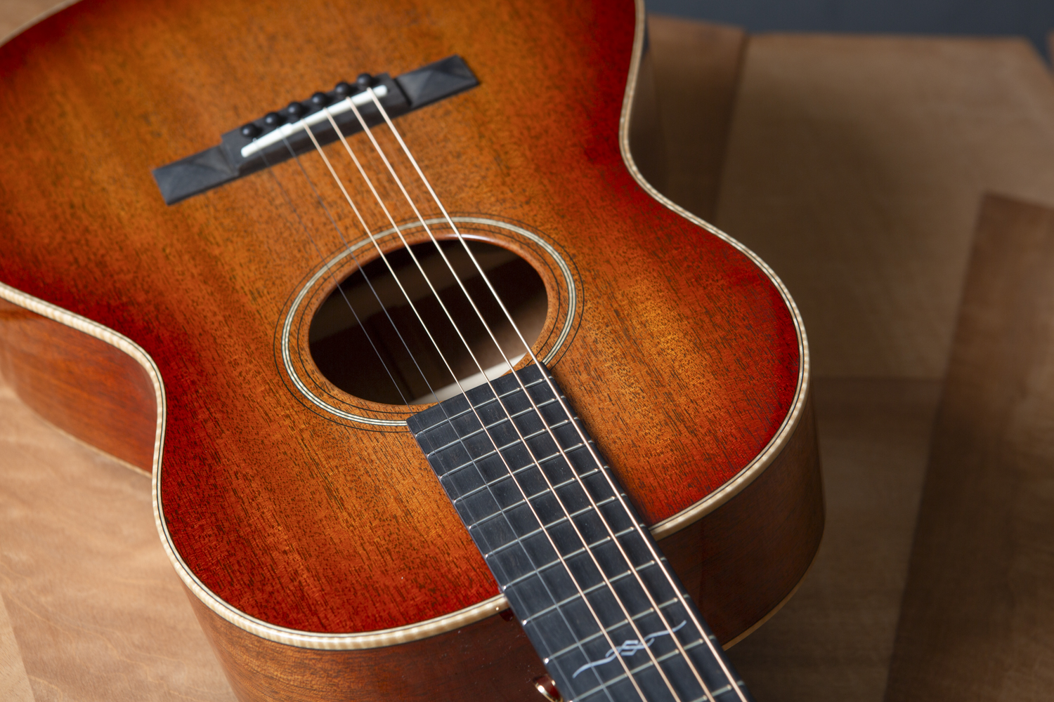 Special Edition 14 Fret Parlor Tea Burst Mahogany-Mahogany - Acoustic ...